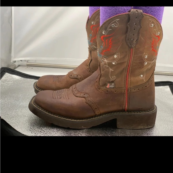 Justin Bieber | Shoes | Justin Gypsy Cross Cowgirl Boots | Poshmark